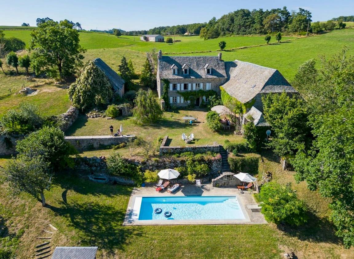 200 M² Maison De Vacances ∙ 4 Chambres ∙ 10 Personnes - Lac de Maury