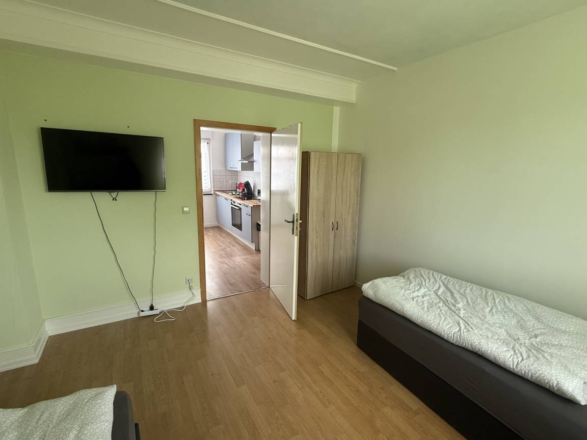 Condo ∙ 2 Bedrooms ∙ 4 Guests - Troisdorf