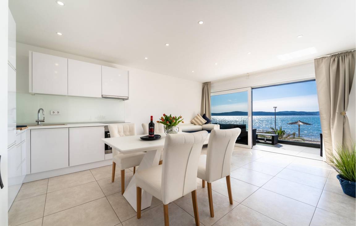 94 M² Apartment ∙ 2 Bedrooms ∙ 4 Guests - Sukošan