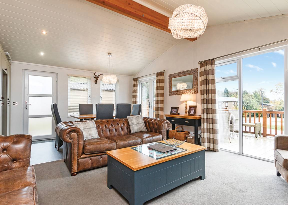 Chalet ∙ 3 Bedrooms ∙ 6 Guests - Cheddar