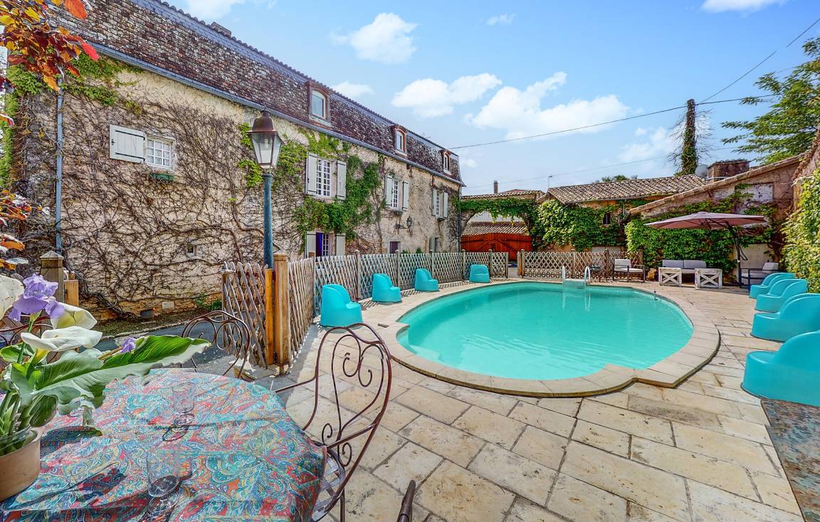 250 M² Maison De Vacances ∙ 4 Chambres ∙ 12 Personnes - La Vallée Des Singes