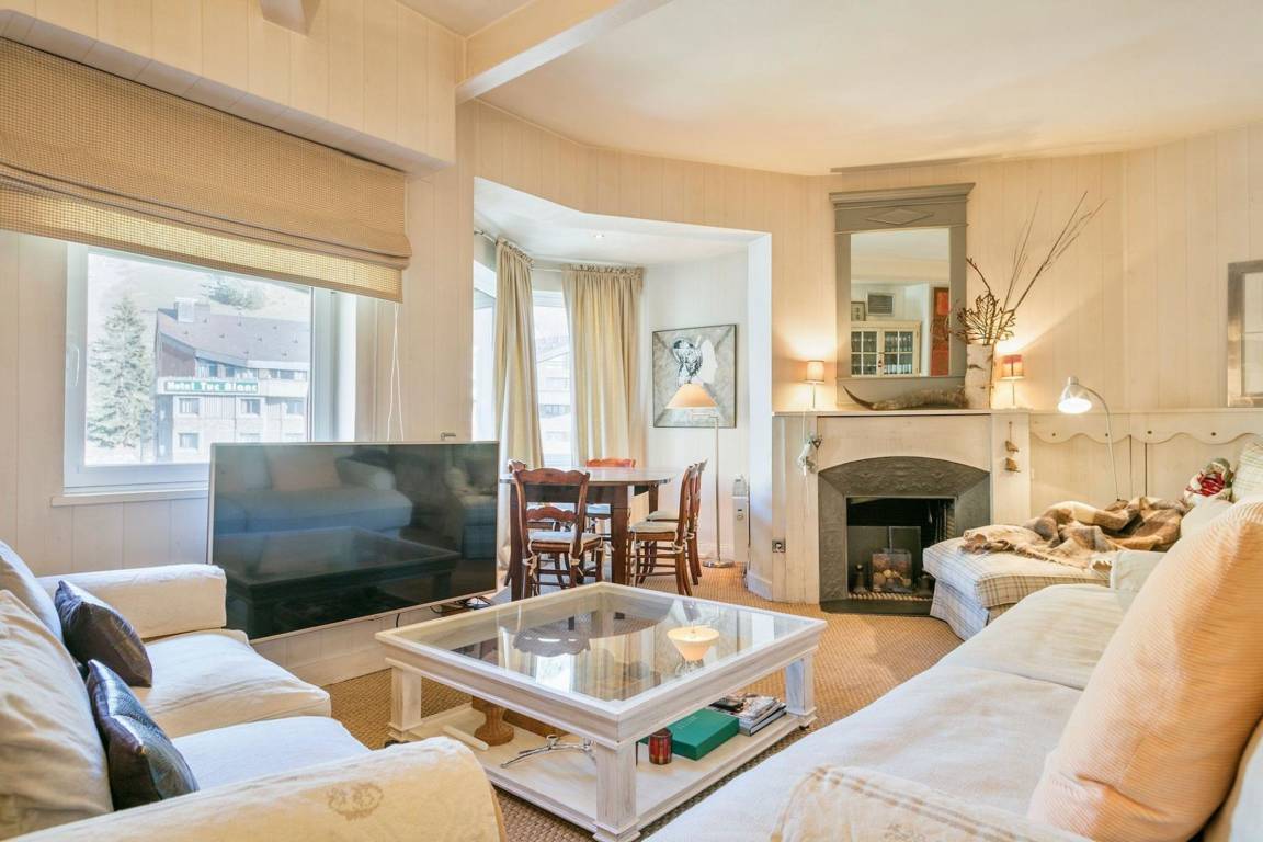 103 M² Apartamento ∙ 3 Habitaciones ∙ 8 Huéspedes - Baqueira