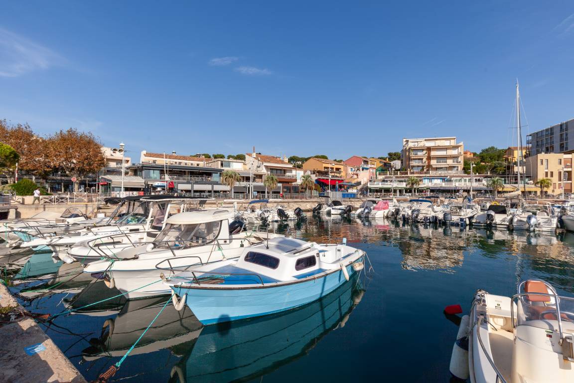 35 M² Camping ∙ 2 Chambres ∙ 6 Personnes - Vitrolles