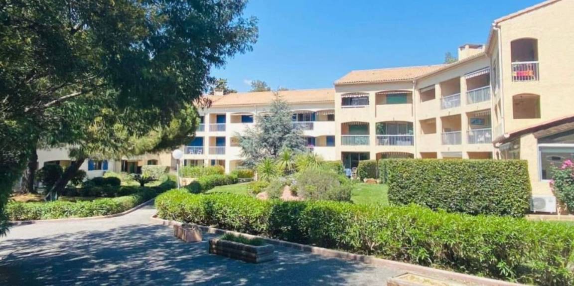 38 M² Appartement ∙ 2 Chambres ∙ 4 Personnes - Saint-Raphaël