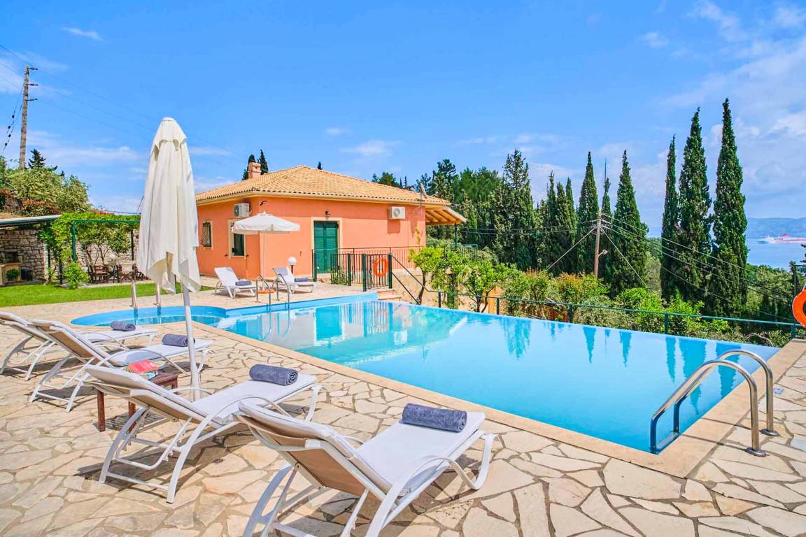 Villa ∙ 3 Bedrooms ∙ 6 Guests - Kalami