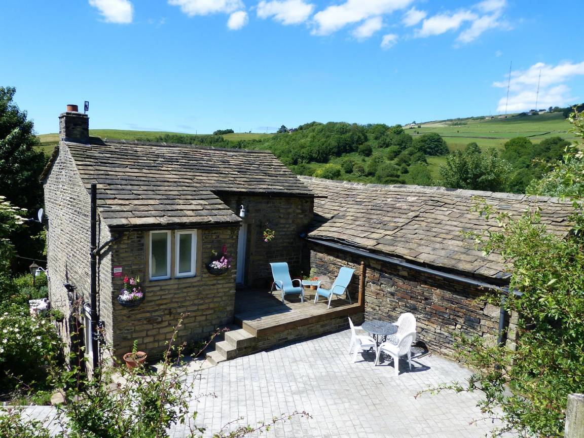 200 M² House ∙ 2 Bedrooms ∙ 3 Guests - Holmfirth