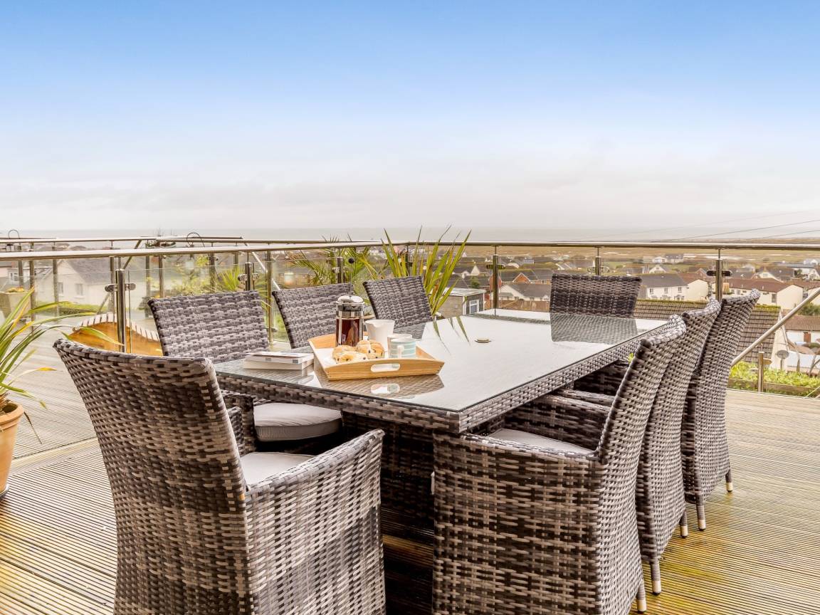 Cottage ∙ 4 Bedrooms ∙ 8 Guests - Appledore