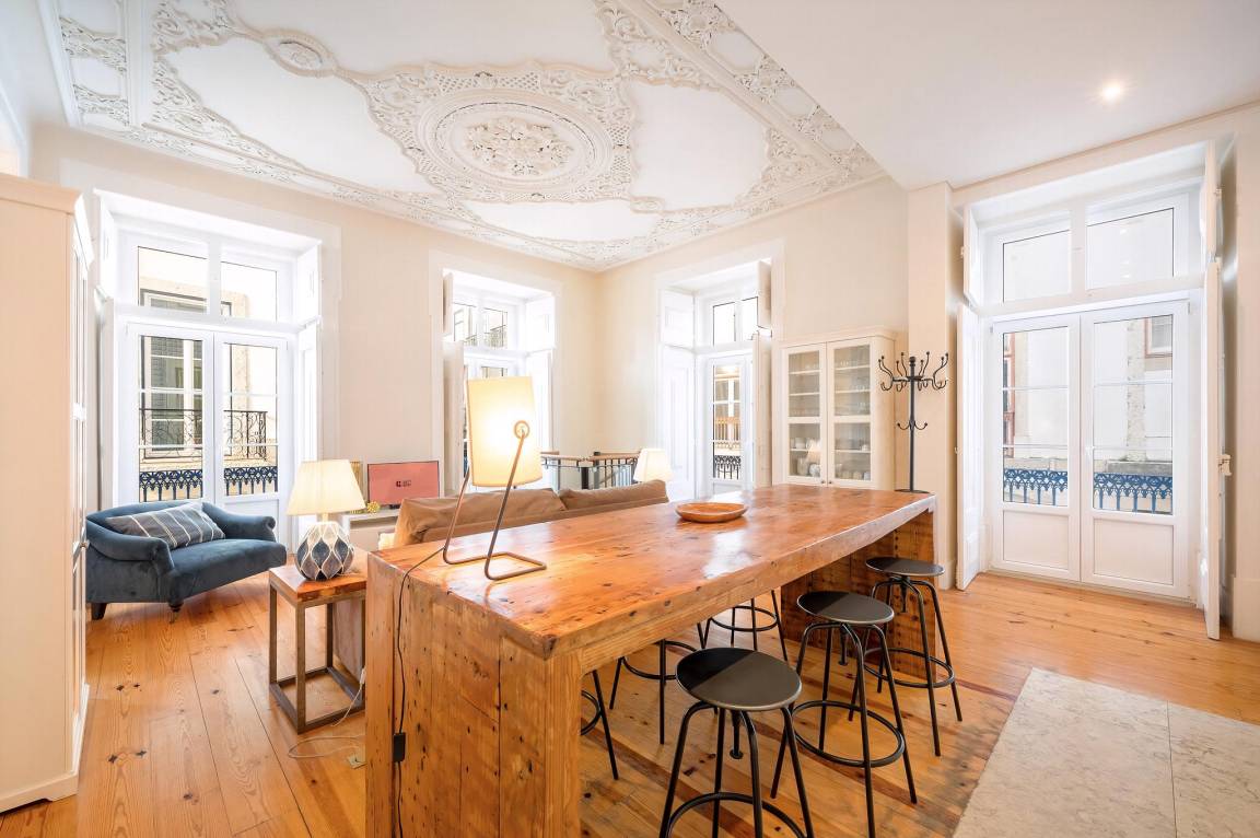 140 M² Apartment ∙ 2 Bedrooms ∙ 6 Guests - Lisbon