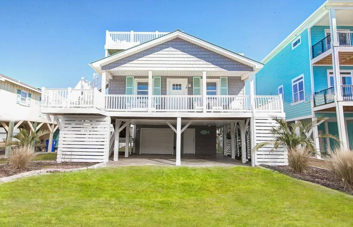 102 M² House ∙ 4 Bedrooms ∙ 10 Guests - Ocean Isle Beach, NC