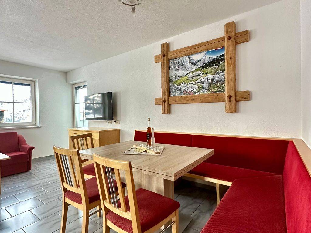 85 M² Apartment ∙ 3 Bedrooms ∙ 8 Guests - Nauders