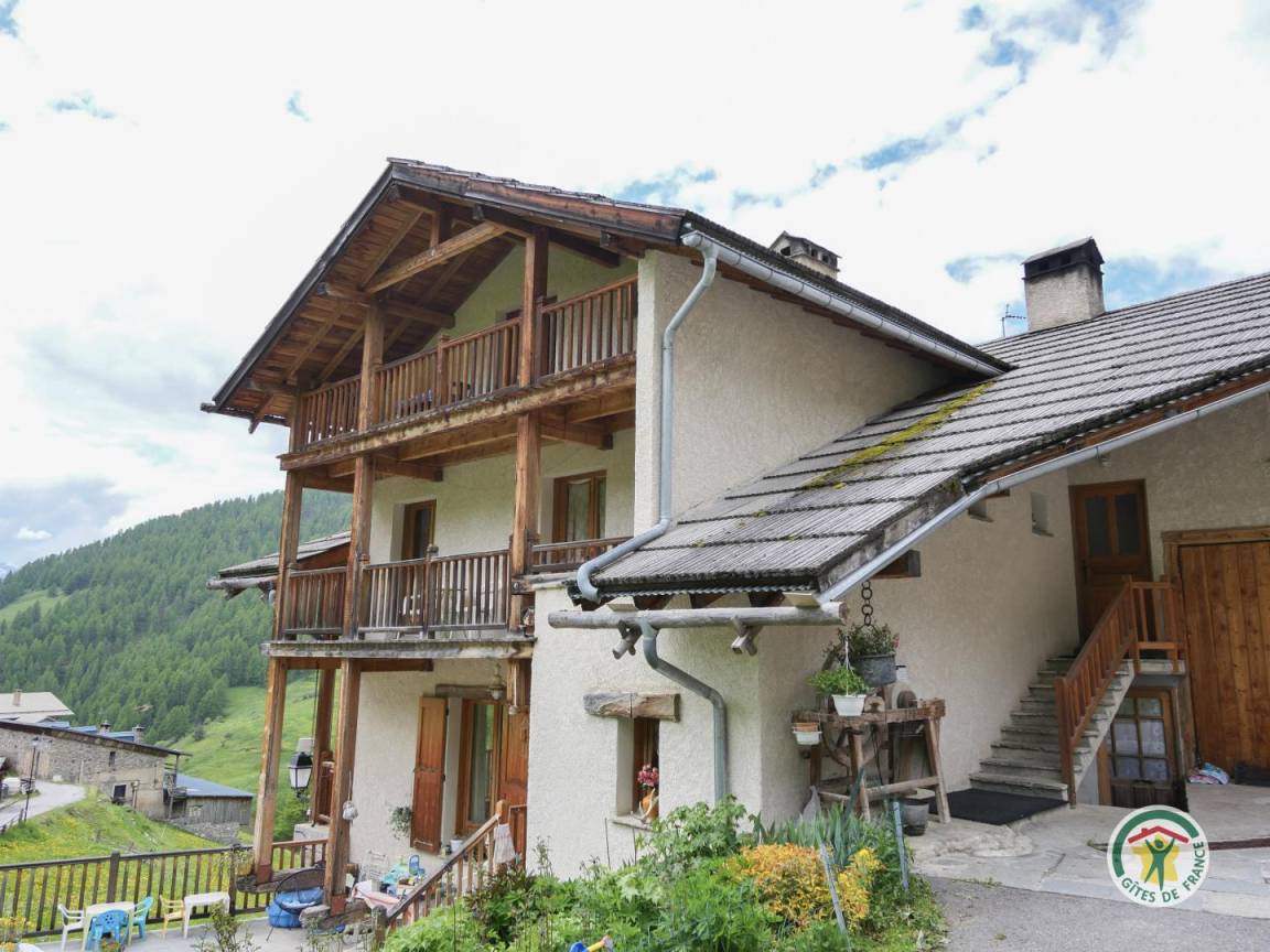 112 M² Gîte ∙ 3 Chambres ∙ 9 Personnes - Hautes-Alpes