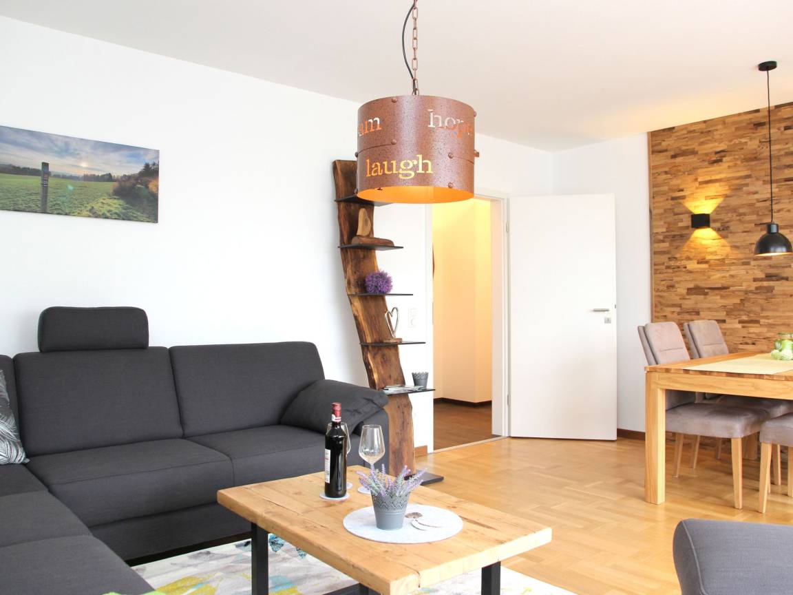 90 M² Maison De Vacances ∙ 3 Chambres ∙ 4 Personnes - Medebach