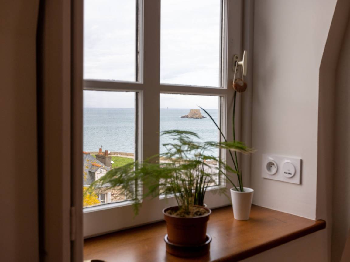 90 M² Appartement ∙ 2 Chambres ∙ 4 Personnes - Saint-Malo