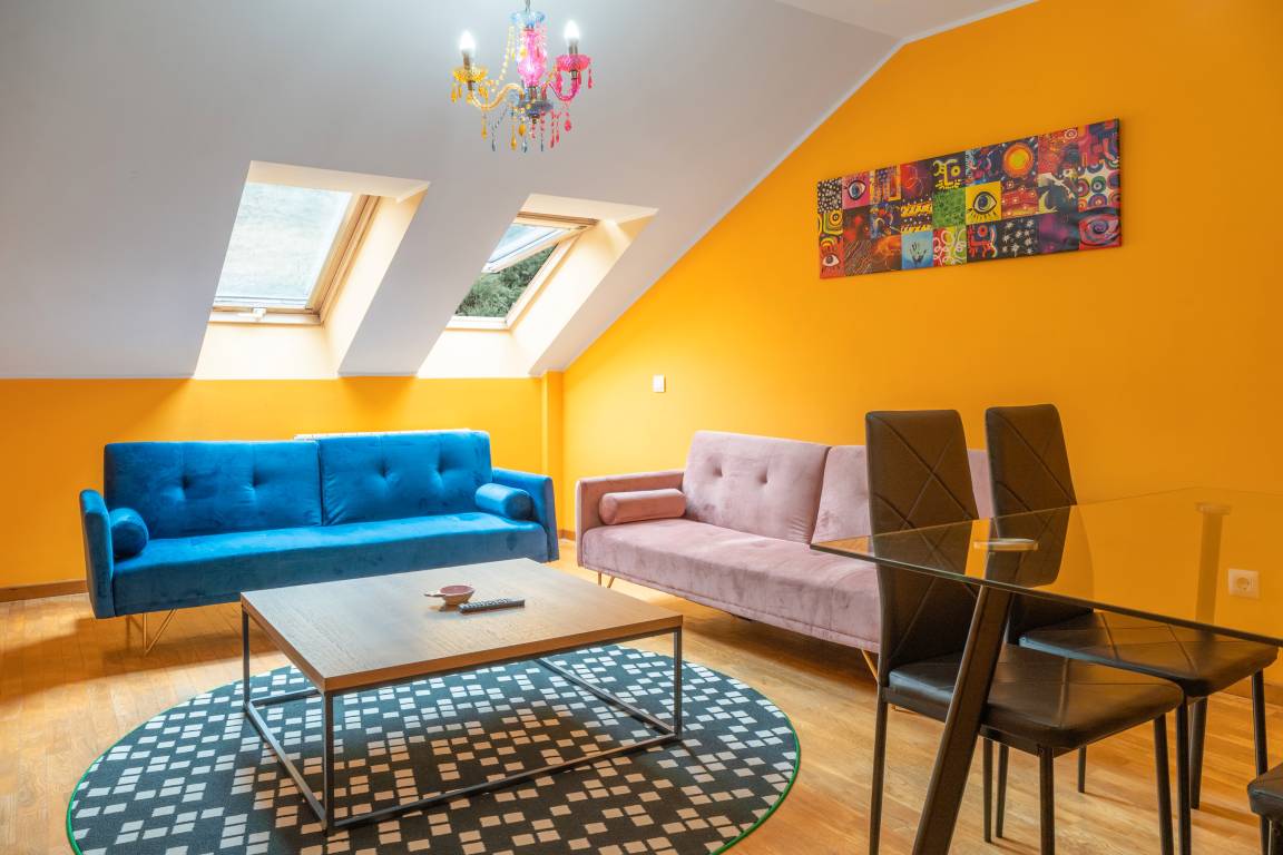 80 M² Apartamento ∙ 2 Habitaciones ∙ 5 Huéspedes - Cangas de Onís