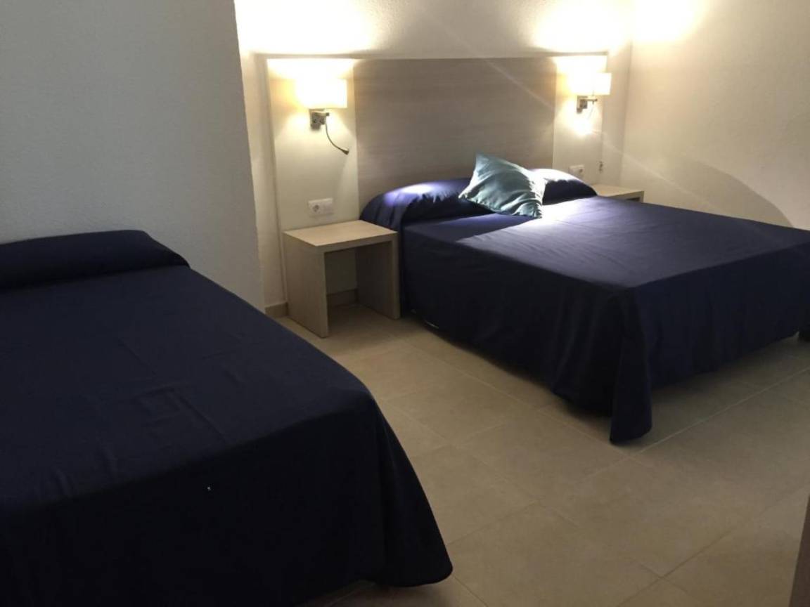 20 M² Hotel ∙ 1 Bedroom ∙ 3 Guests - Cala Figuera