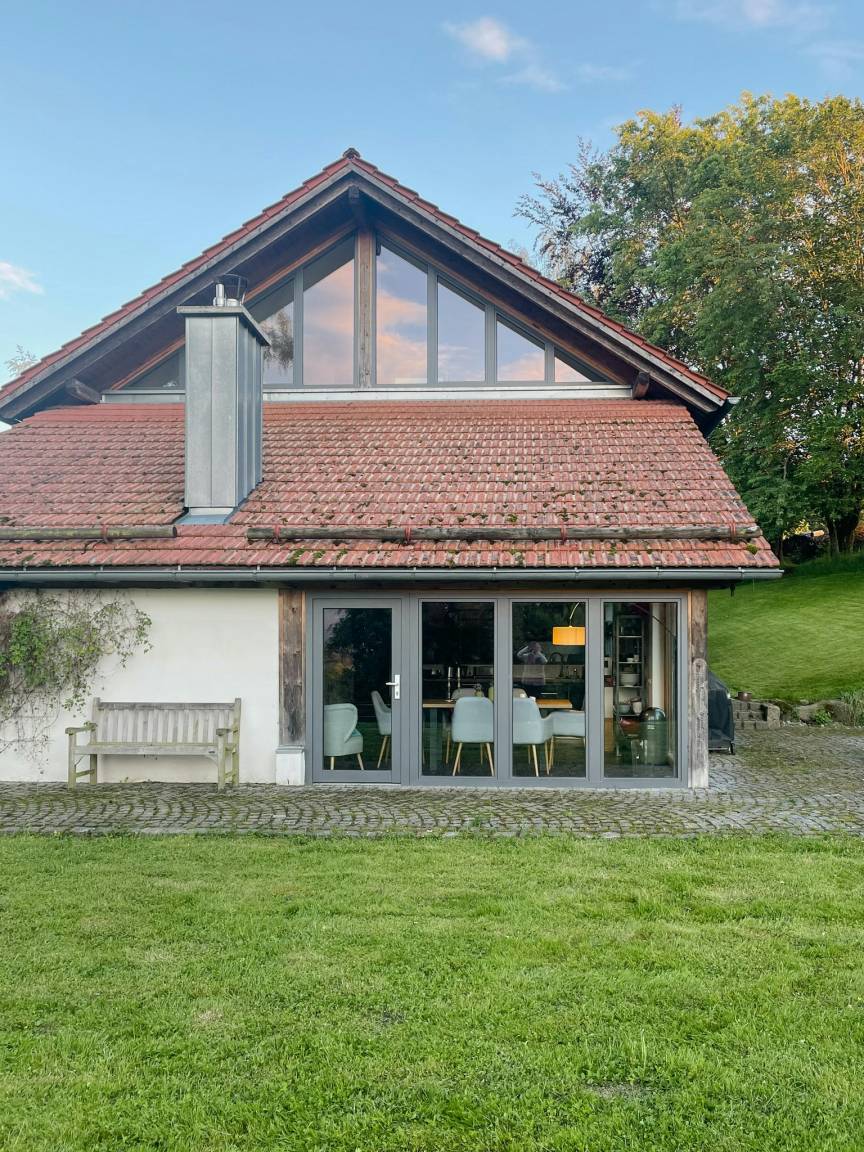 120 M² Ferienhaus ∙ 2 Schlafzimmer ∙ 6 Gäste - Deggendorf