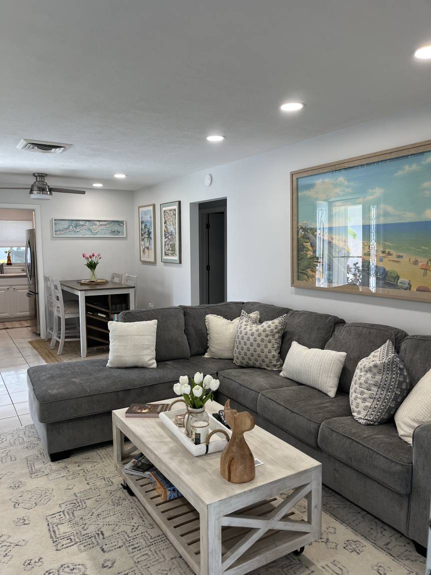 Villa ∙ 2 Bedrooms ∙ 6 Guests - Siesta Key, FL