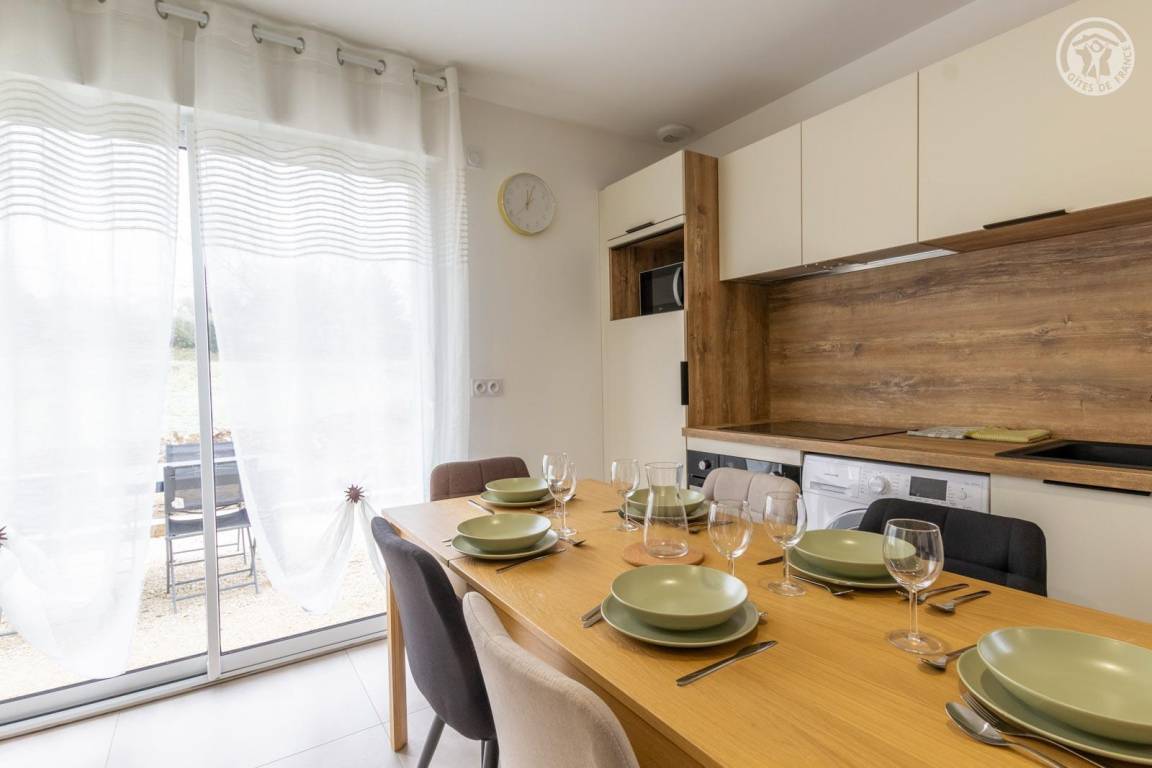 50 M² Gîte ∙ 2 Chambres ∙ 4 Personnes - Lac du Bourget