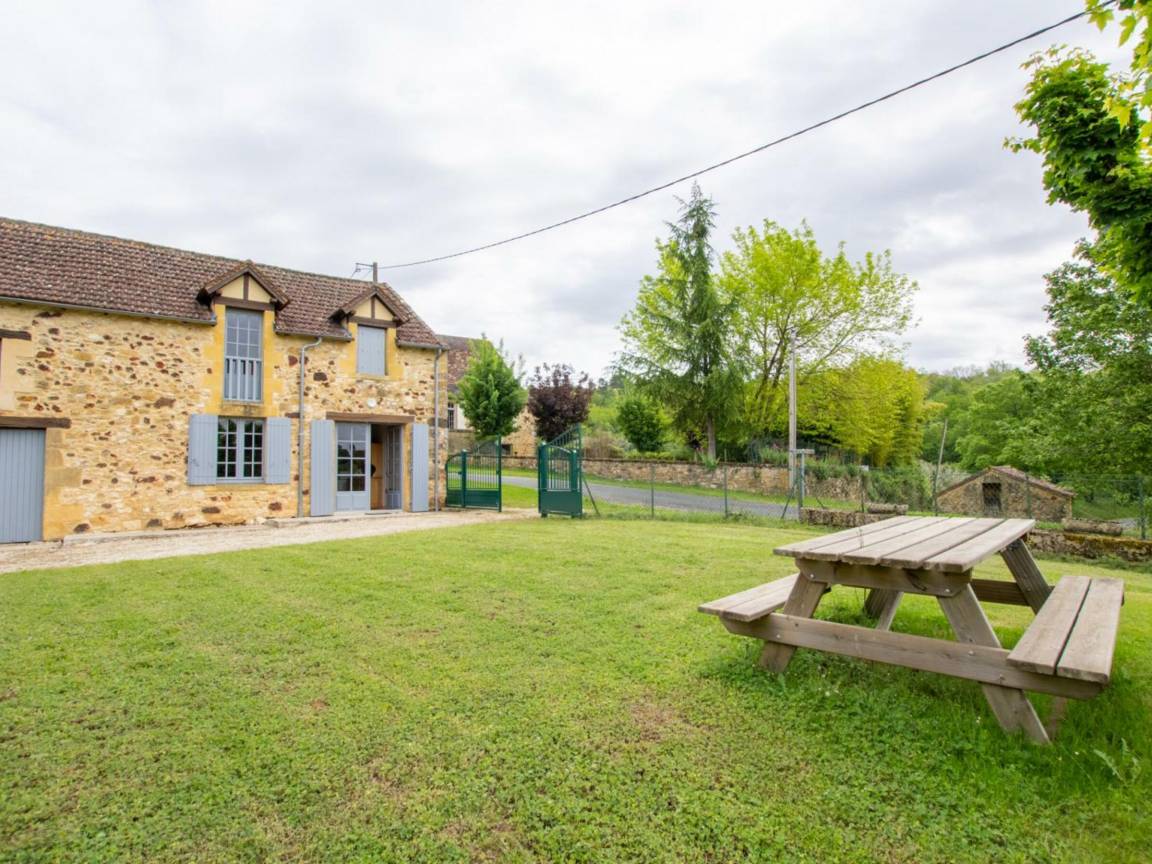 80 M² Cottage ∙ 3 Bedrooms ∙ 6 Guests - Monpazier