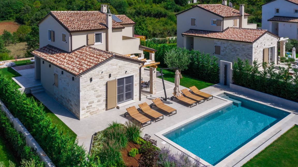 150 M² Villa ∙ 3 Bedrooms ∙ 6 Guests - Poreč
