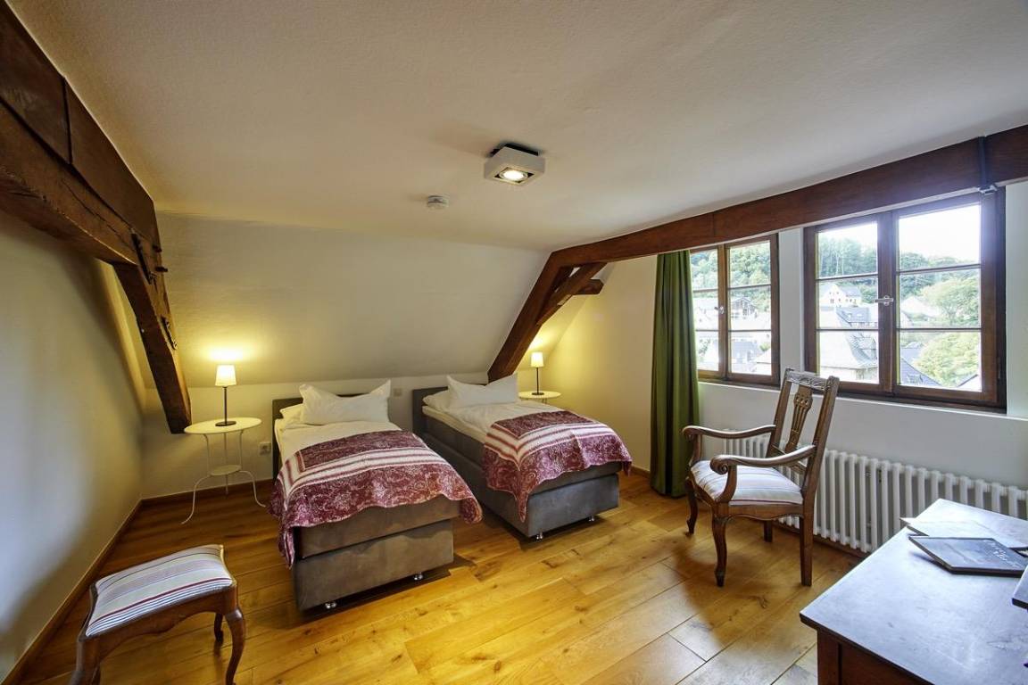 84 M² Appartement ∙ 2 Slaapkamers ∙ 4 Gasten - Blankenheim