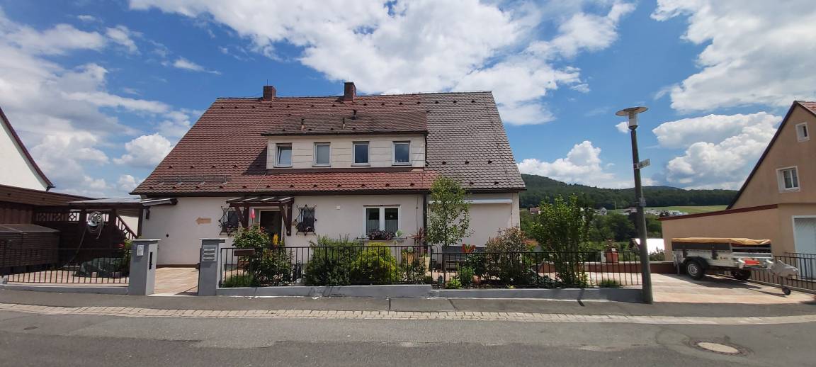 50 M² Ferienwohnung ∙ 1 Schlafzimmer ∙ 4 Gäste - Reichenschwand