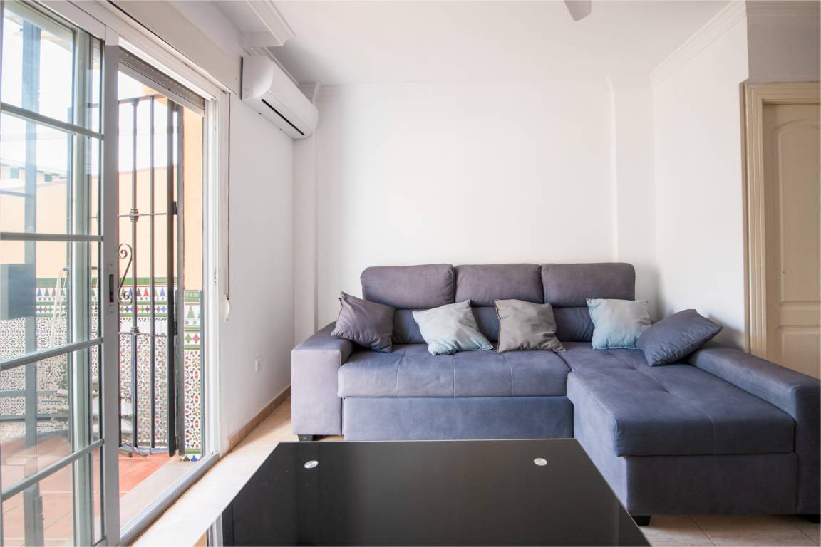 80 M² Ferienhaus ∙ 2 Schlafzimmer ∙ 10 Gäste - Motril