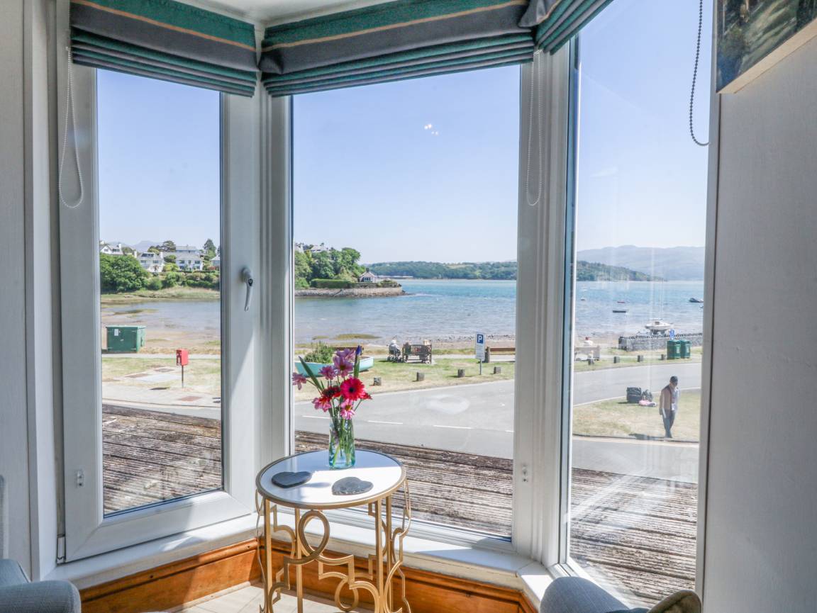 Cottage ∙ 3 Bedrooms ∙ 6 Guests - Borth Y Gest