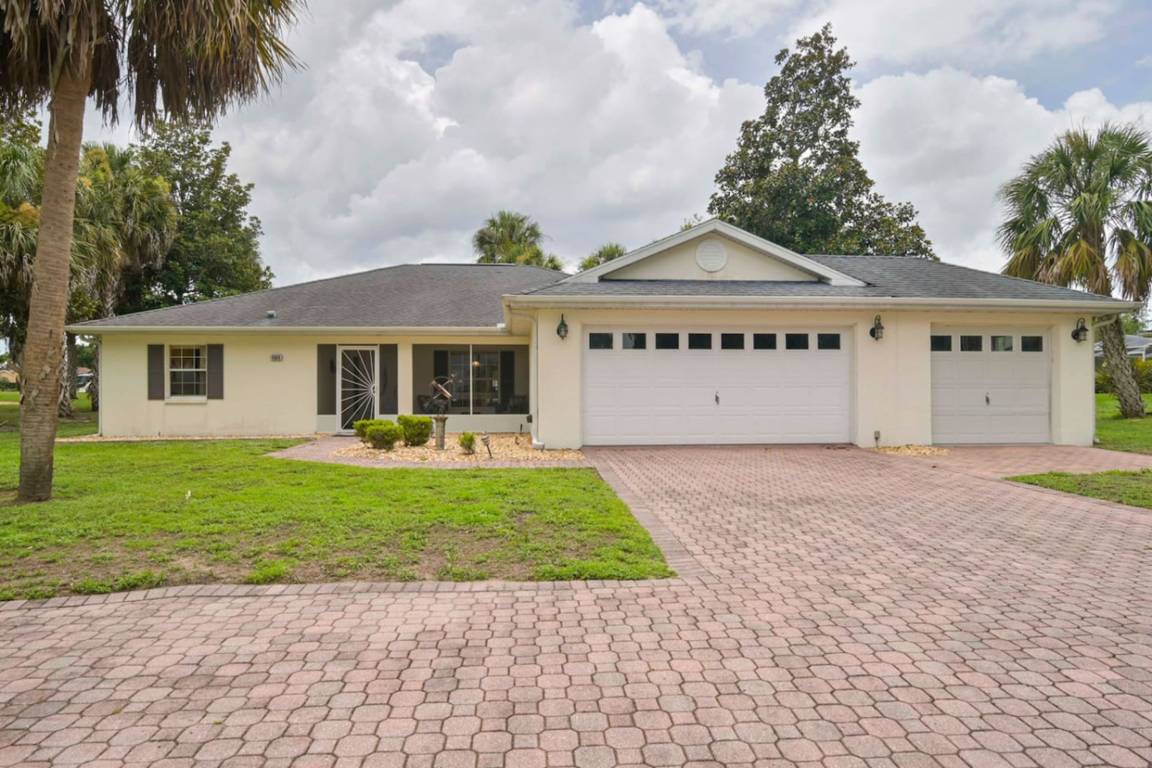 House ∙ 4 Bedrooms ∙ 8 Guests - Inverness, FL