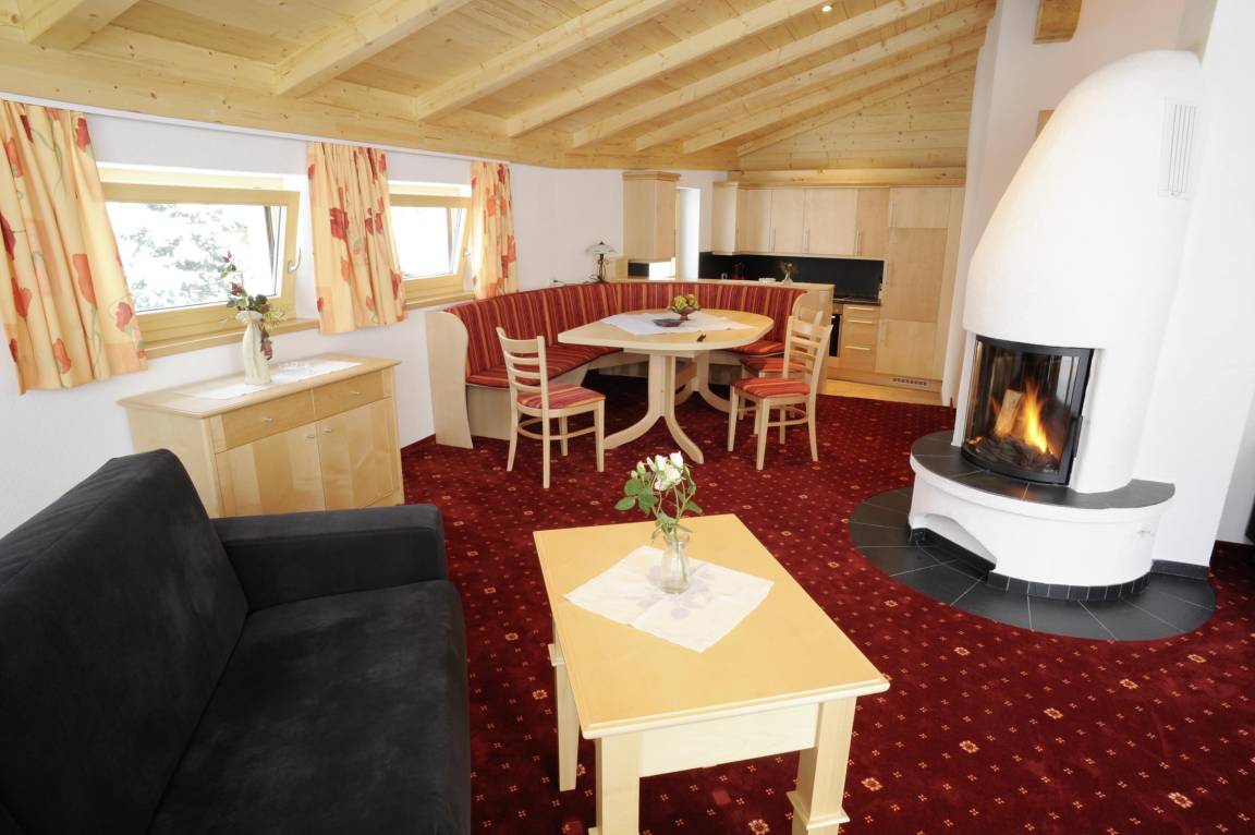 90 M² Apartment ∙ 2 Bedrooms ∙ 6 Guests - Gargellen