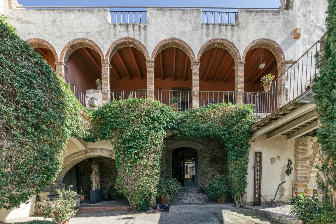 120 M² Appartement ∙ 2 Slaapkamers ∙ 6 Gasten - Peralada