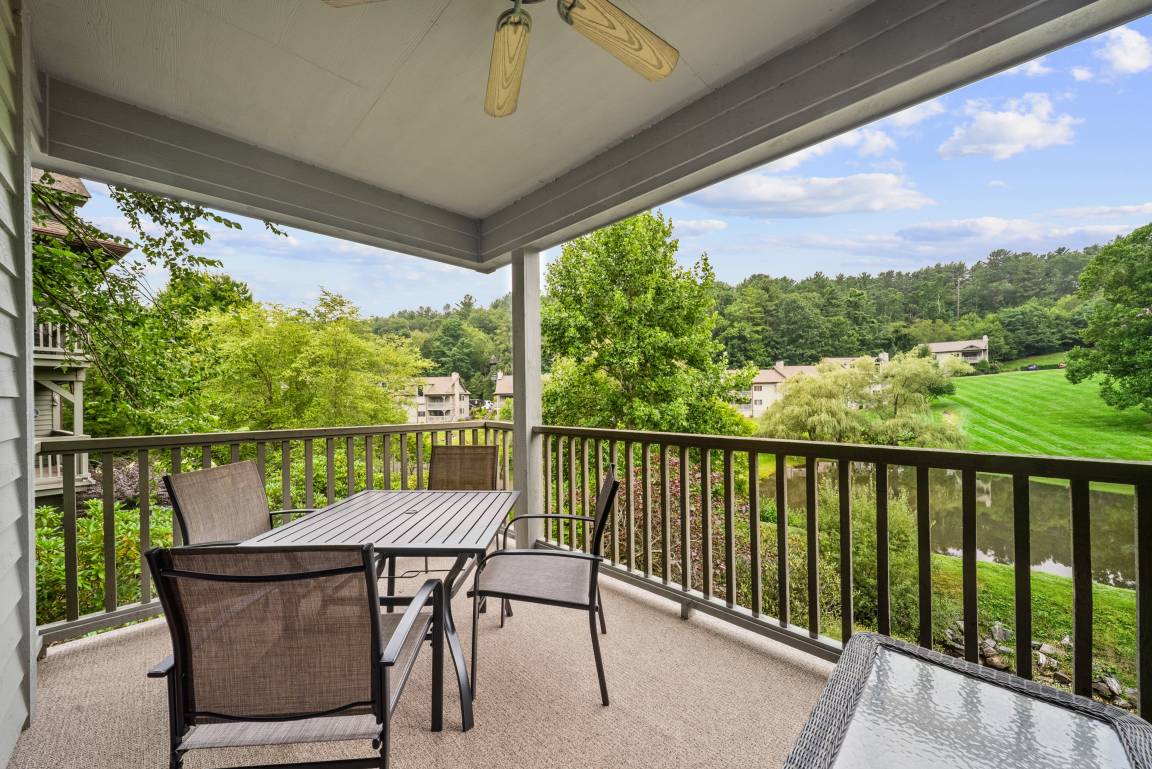 Condo ∙ 3 Bedrooms ∙ 8 Guests - Blowing Rock, NC