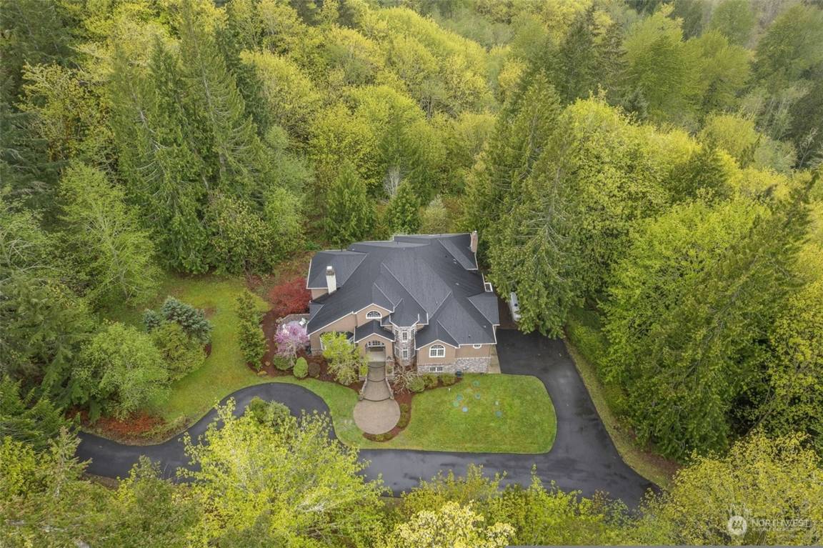 503 M² House ∙ 6 Bedrooms ∙ 18 Guests - Snoqualmie, WA