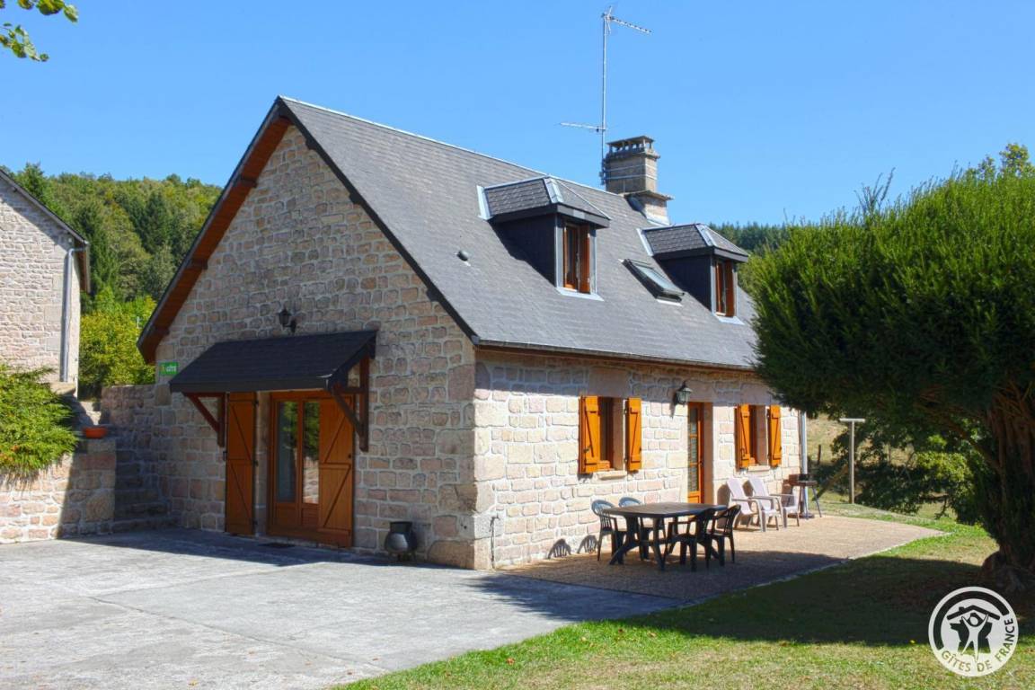 95 M² Gîte ∙ 2 Schlafzimmer ∙ 4 Gäste - Corrèze