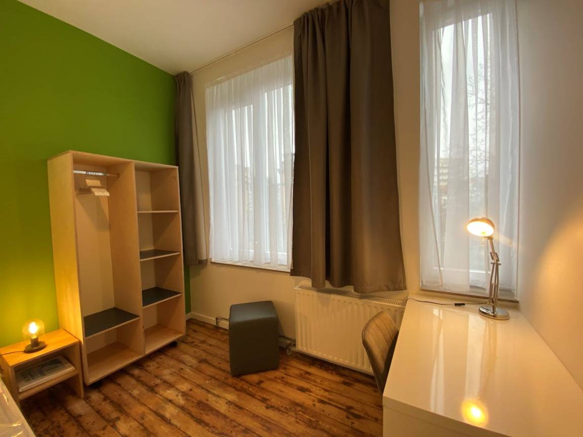 Habitación Privada ∙ 1 Habitación ∙ 9 Huéspedes - Bruselas