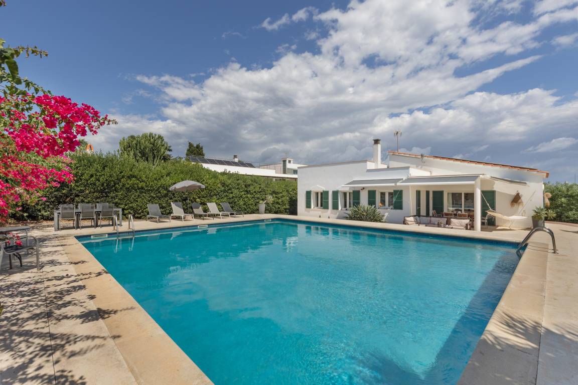 120 M² Villa ∙ 3 Bedrooms ∙ 4 Guests - Binibeca