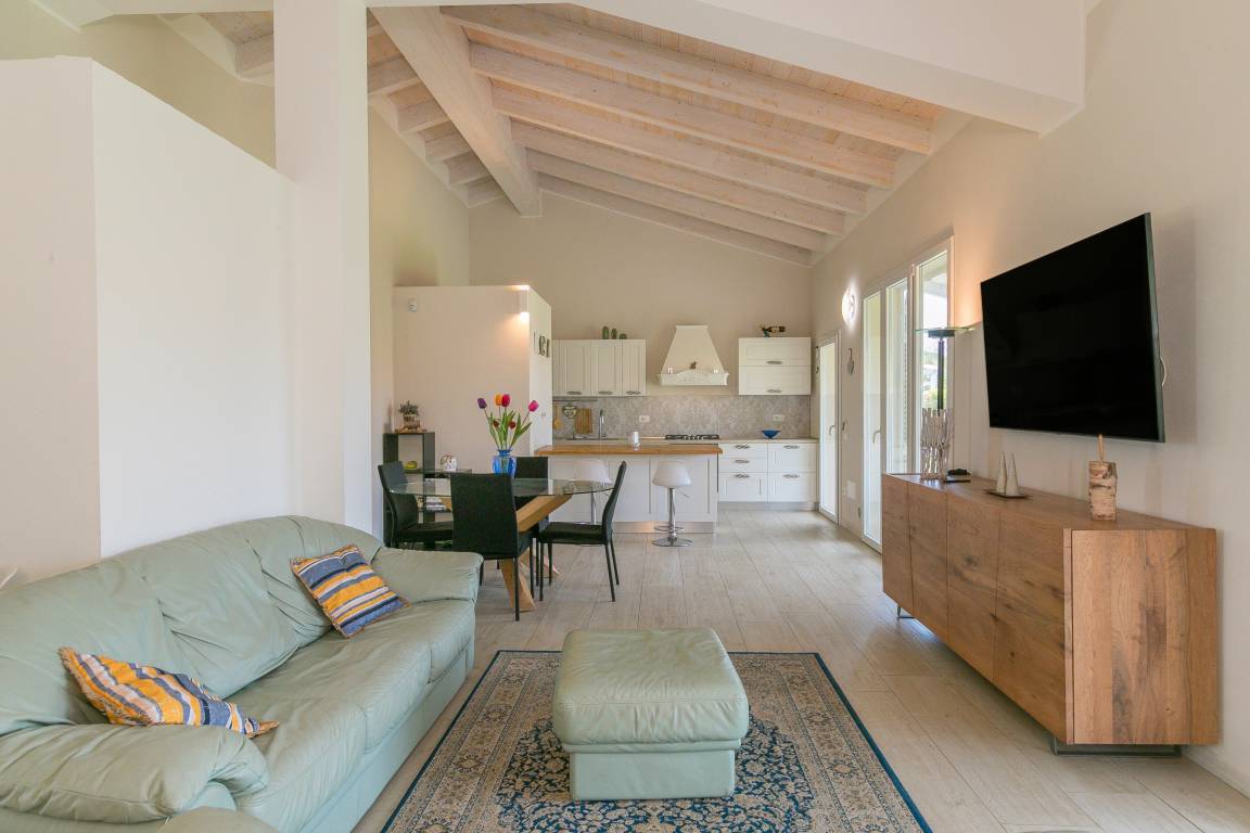 100 M² House ∙ 2 Bedrooms ∙ 4 Guests - Cecina