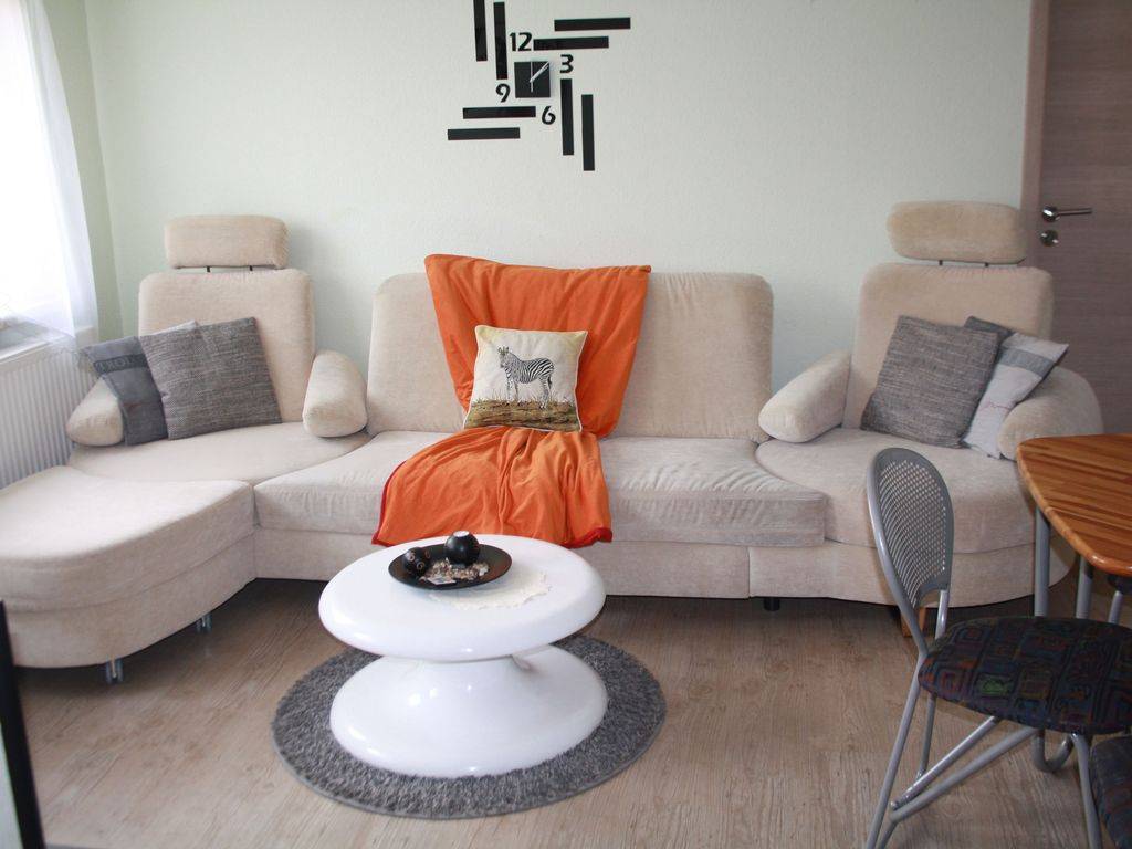 42 M² Apartment ∙ 2 Bedrooms ∙ 2 Guests - Altenburg