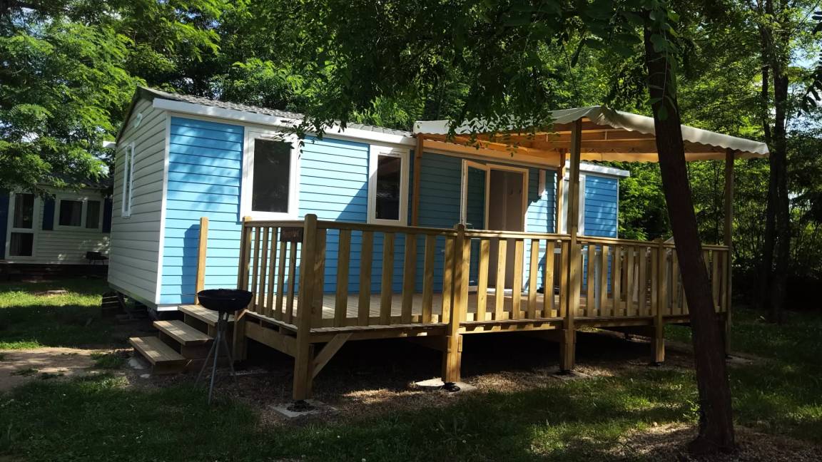 28 M² Mobil-home ∙ 3 Chambres ∙ 6 Personnes - Mâcon