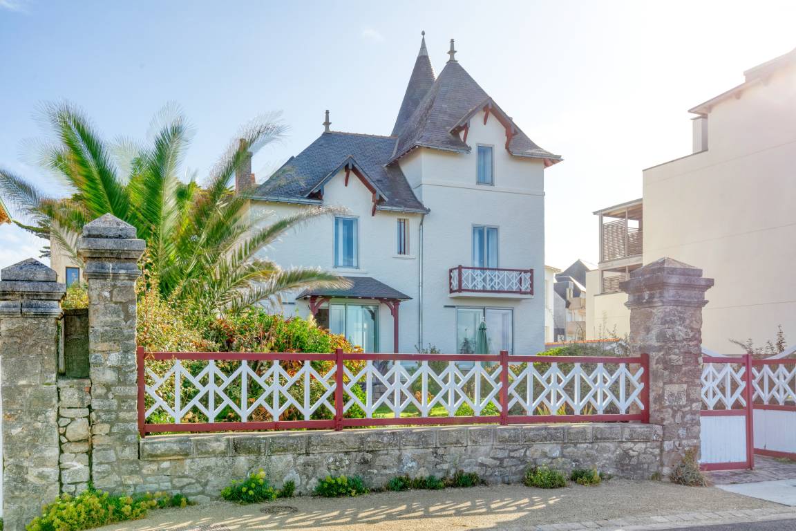 150 M² Villa ∙ 3 Bedrooms ∙ 6 Guests - Le Croisic