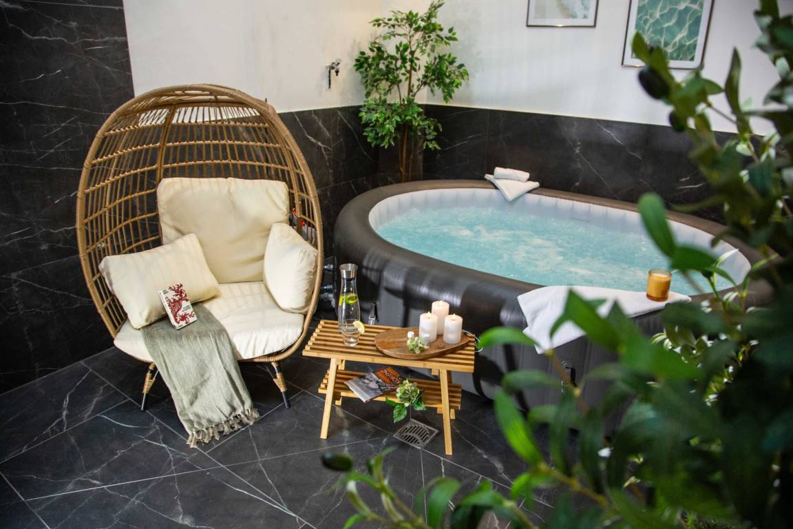 Ferienwohnung ∙ 7 Schlafzimmer ∙ 20 Gäste - Höhr-Grenzhausen
