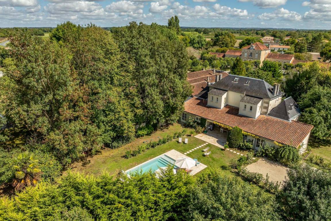 Villa ∙ 4 Chambres ∙ 8 Personnes - Cognac