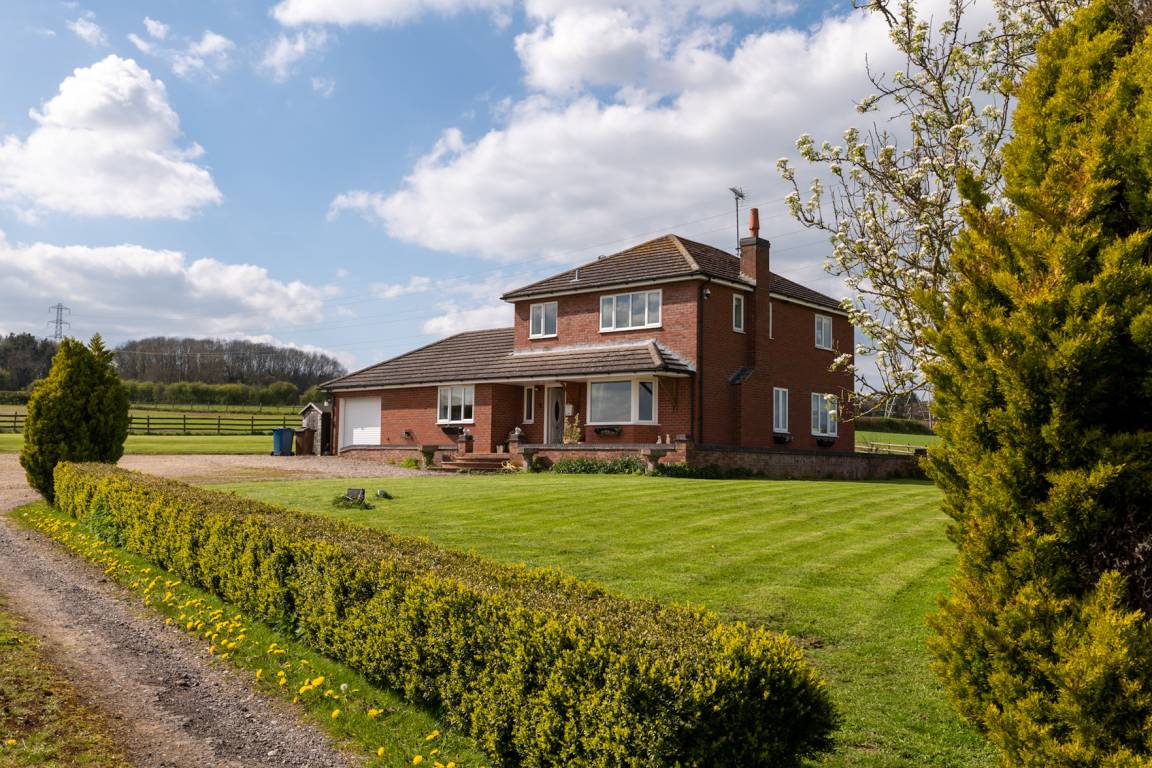 Cottage ∙ 4 Bedrooms ∙ 9 Guests - Stafford (UK)
