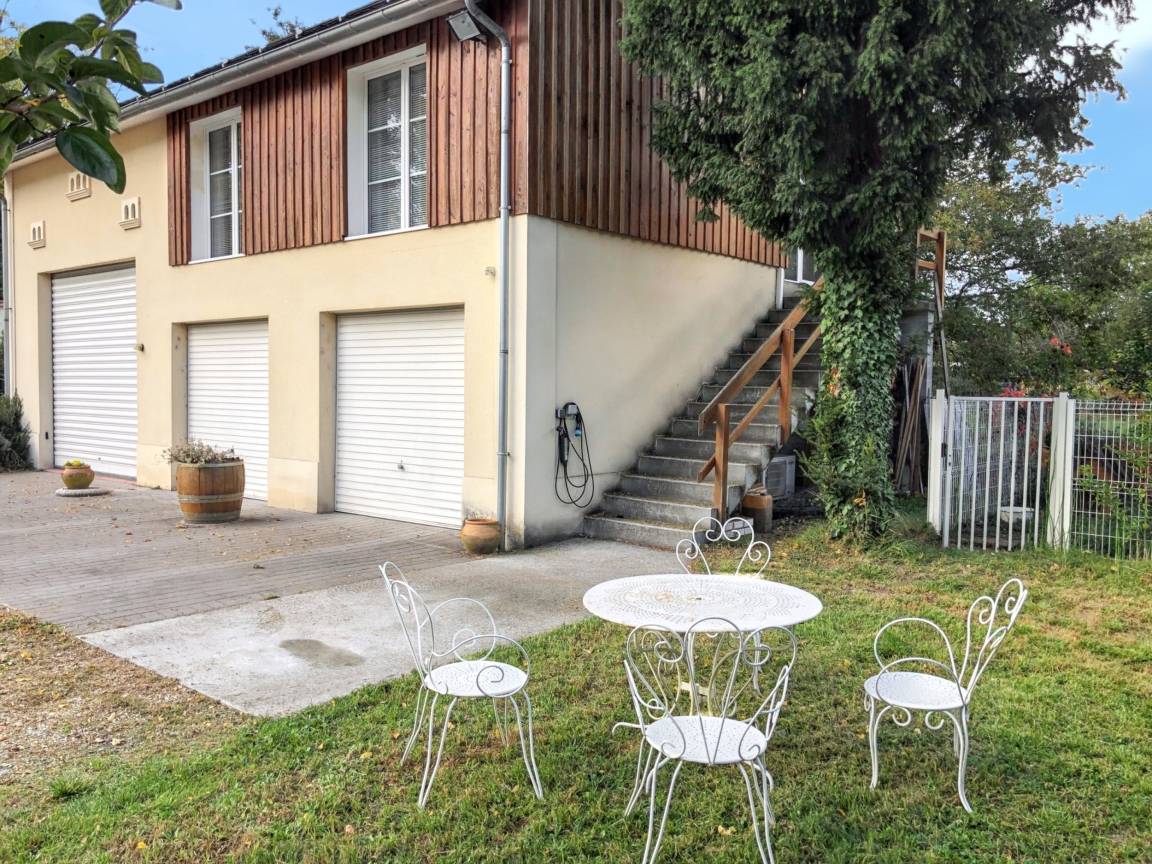 55 M² Maison De Vacances ∙ 2 Chambres ∙ 6 Personnes - Le Haillan