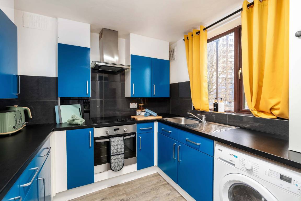Apartment ∙ 4 Bedrooms ∙ 6 Guests - Sheffield, UK