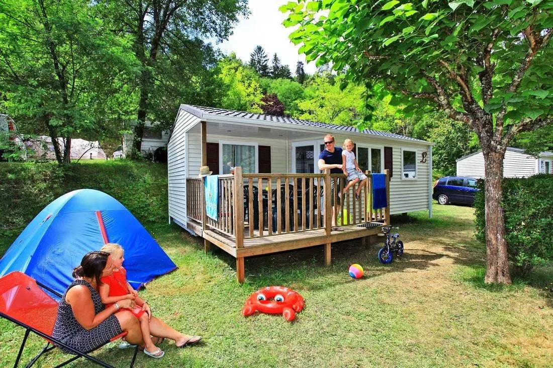 25 M² Mobil-home ∙ 2 Chambres ∙ 4 Personnes - Les Eyzies-de-Tayac-Sireuil