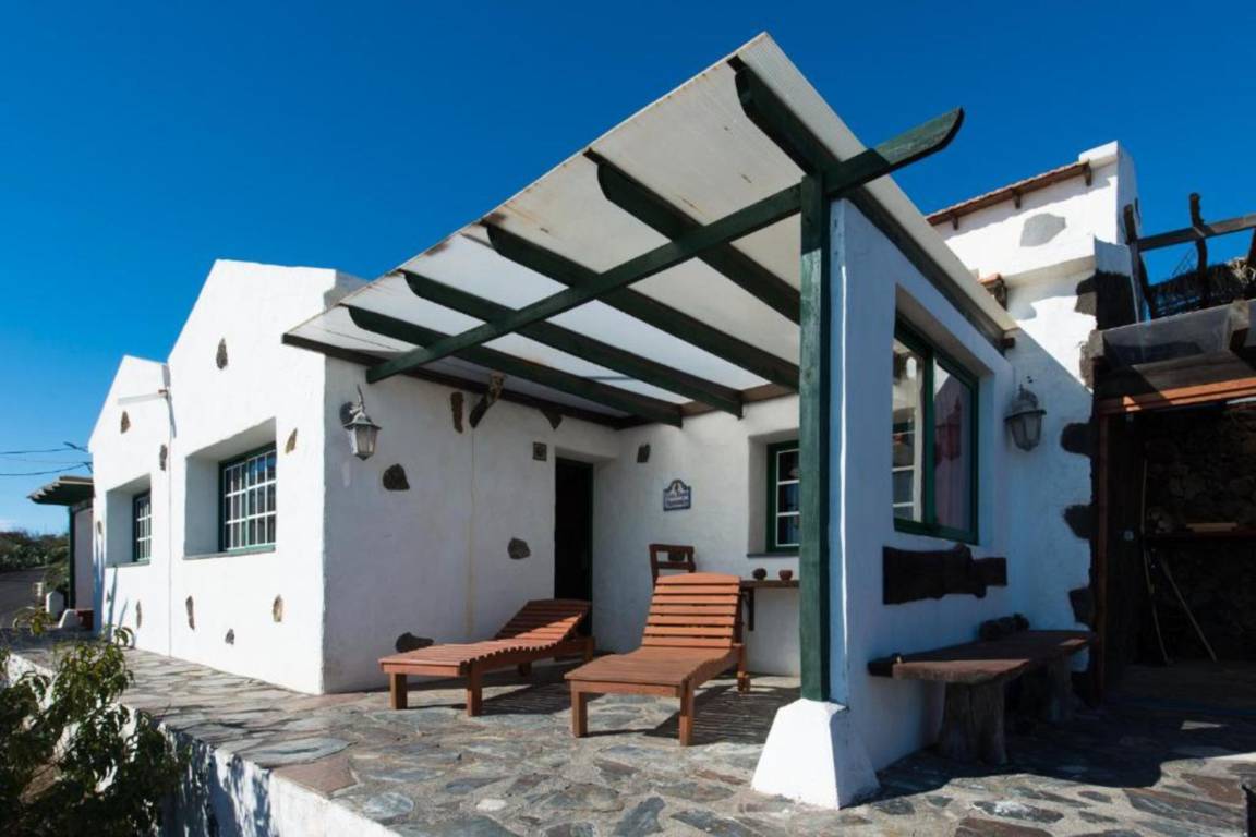 60 M² Cottage ∙ 1 Bedroom ∙ 4 Guests - El Hierro