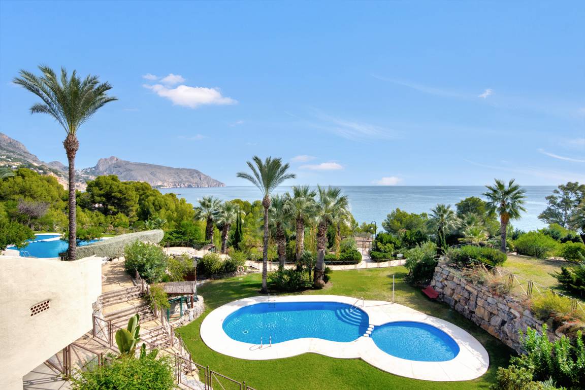 190 M² Villa ∙ 4 Habitaciones ∙ 7 Huéspedes - Altea