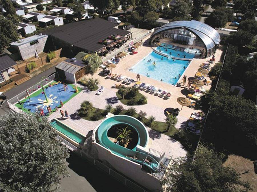 16 M² Mobil-home ∙ 1 Chambre ∙ 2 Personnes - La Rochelle