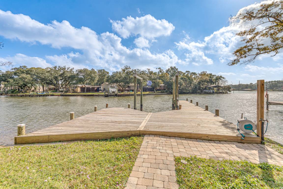 418 M² House ∙ 4 Bedrooms ∙ 10 Guests - Pensacola, FL